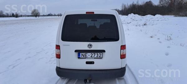 Balts Volkswagen Caddy 2007 Rīga, ar dzinēja tilpumu 1.40 L un nobraukumu 145 tūkst. km par 2000 €, foto 3 vietnē AUTOMOTO.COM.LV