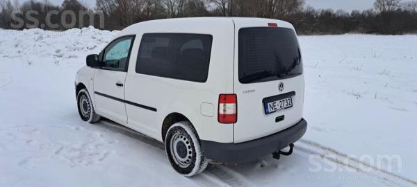 Balts Volkswagen Caddy 2007 Rīga, ar dzinēja tilpumu 1.40 L un nobraukumu 145 tūkst. km par 2000 €, foto 4 vietnē AUTOMOTO.COM.LV