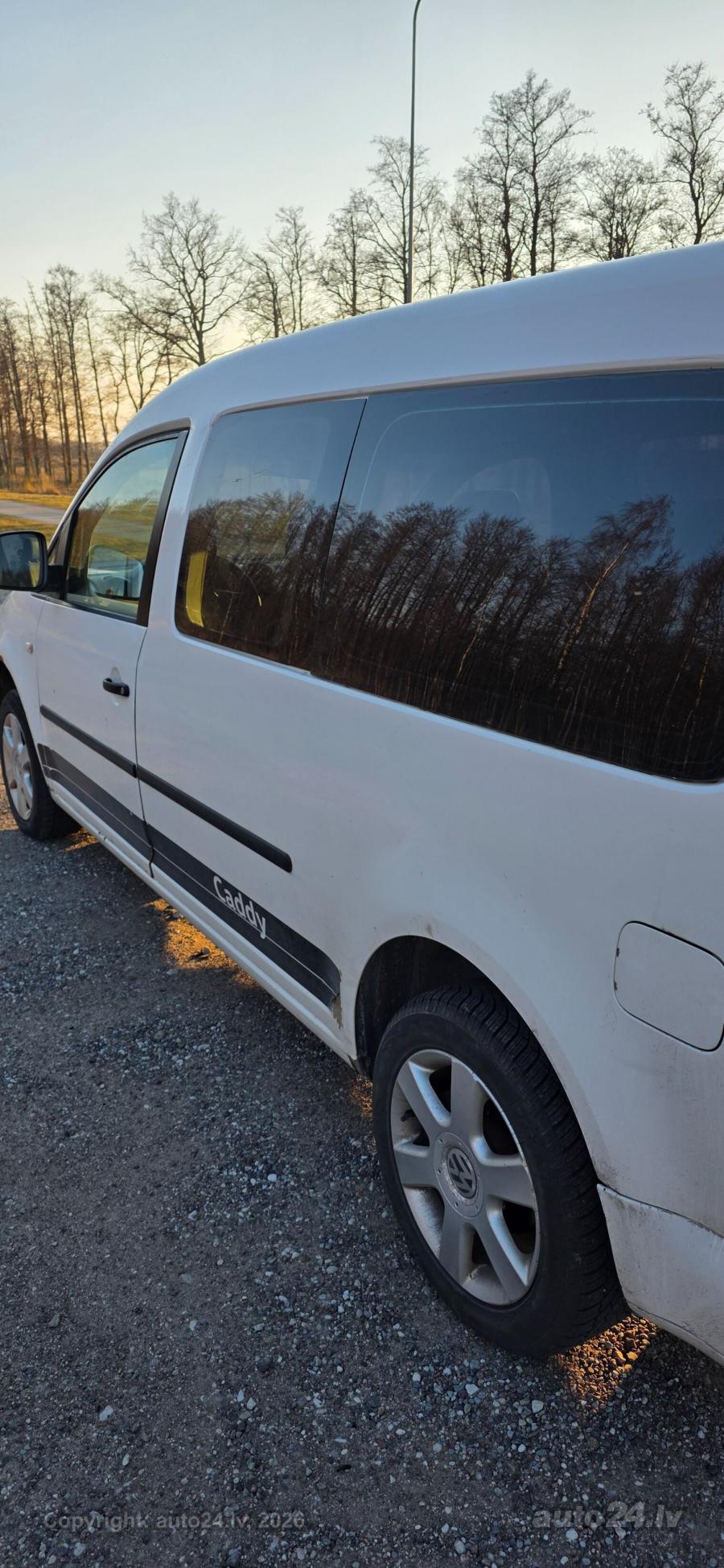 Balts Volkswagen Caddy 2008 Tallina, ar dzinēja tilpumu 1.90 L un nobraukumu 461 tūkst. km par 2499 €, foto 3 vietnē AUTOMOTO.COM.LV