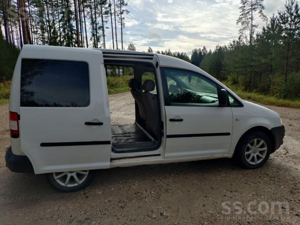 Balts Volkswagen Caddy 2009 Rīga, ar dzinēja tilpumu 1.90 L un nobraukumu 591 tūkst. km par 2100 €, foto 1 vietnē AUTOMOTO.COM.LV