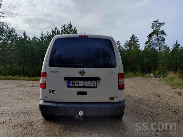 Balts Volkswagen Caddy 2009 Rīga, ar dzinēja tilpumu 1.90 L un nobraukumu 591 tūkst. km par 2100 €, foto 4 vietnē AUTOMOTO.COM.LV