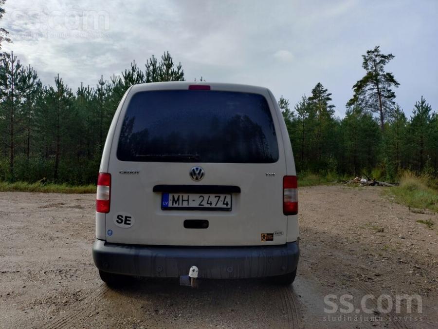 Balts Volkswagen Caddy 2009 Rīga, ar dzinēja tilpumu 1.90 L un nobraukumu 591 tūkst. km par 2100 €, foto 4 vietnē AUTOMOTO.COM.LV