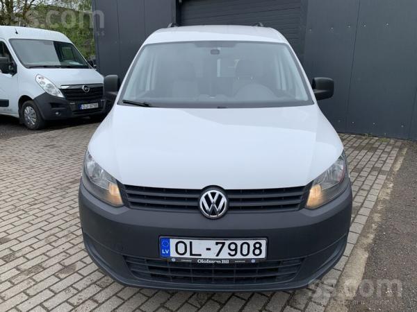 White Volkswagen Caddy 2011 in Riga, with an engine capacity of 1.60 L and mileage of 204 thousand km for 5500 €, photo 2 on AUTOMOTO.COM.LV