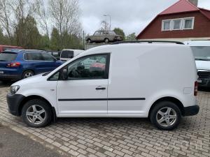 White Volkswagen Caddy 2011 in Riga, with an engine capacity of 1.60 L and mileage of 204 thousand km for 5500 €, photo 6 on AUTOMOTO.COM.LV