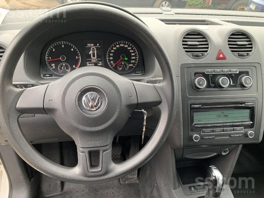 White Volkswagen Caddy 2011 in Riga, with an engine capacity of 1.60 L and mileage of 204 thousand km for 5500 €, photo 17 on AUTOMOTO.COM.LV