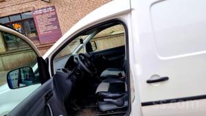 White Volkswagen Caddy 2011 in Cesis, with an engine capacity of 1.60 L and mileage of 386 thousand km for 3700 €, photo 7 on AUTOMOTO.COM.LV