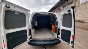 White Volkswagen Caddy 2011 in Cesis, with an engine capacity of 1.60 L and mileage of 386 thousand km for 3700 €, photo 11 on AUTOMOTO.COM.LV