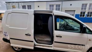 White Volkswagen Caddy 2011 in Cesis, with an engine capacity of 1.60 L and mileage of 386 thousand km for 3700 €, photo 13 on AUTOMOTO.COM.LV