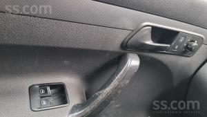 White Volkswagen Caddy 2011 in Cesis, with an engine capacity of 1.60 L and mileage of 386 thousand km for 3700 €, photo 16 on AUTOMOTO.COM.LV