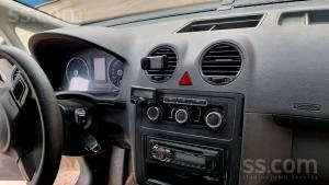 White Volkswagen Caddy 2011 in Cesis, with an engine capacity of 1.60 L and mileage of 386 thousand km for 3700 €, photo 17 on AUTOMOTO.COM.LV