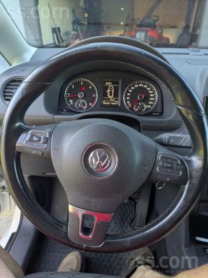 White Volkswagen Caddy 2011 in Valmiera, with an engine capacity of 2.00 L and mileage of 305 thousand km for 6800 €, photo 6 on AUTOMOTO.COM.LV