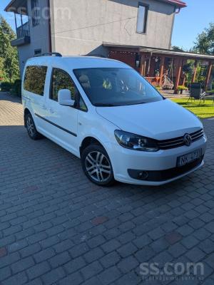 White Volkswagen Caddy 2011 in Valmiera, with an engine capacity of 2.00 L and mileage of 305 thousand km for 6800 €, photo 13 on AUTOMOTO.COM.LV
