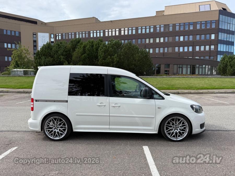 Balts Volkswagen Caddy 2011 Tallina, ar dzinēja tilpumu 1.60 L un nobraukumu 237 tūkst. km par 7000 €, foto 5 vietnē AUTOMOTO.COM.LV