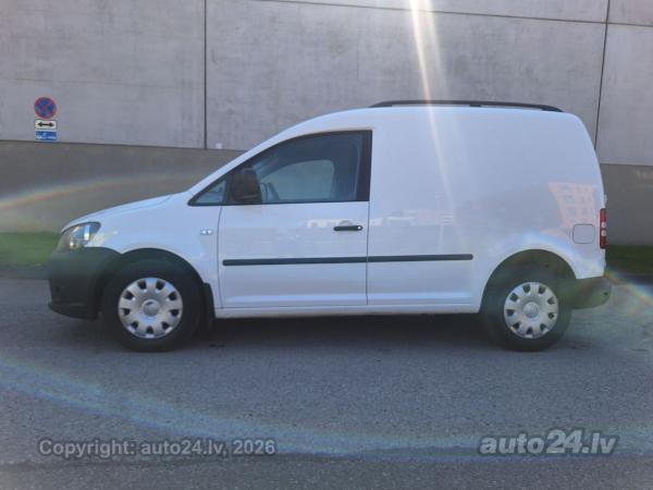 Balts Volkswagen Caddy 2012 Tallina, ar dzinēja tilpumu 2.00 L un nobraukumu 279 tūkst. km par 3999 €, foto 4 vietnē AUTOMOTO.COM.LV