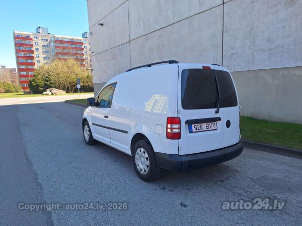Balts Volkswagen Caddy 2012 Tallina, ar dzinēja tilpumu 2.00 L un nobraukumu 279 tūkst. km par 3999 €, foto 5 vietnē AUTOMOTO.COM.LV
