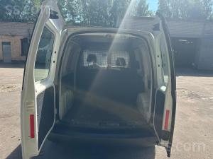 Balts Volkswagen Caddy 2012 Rīga, ar dzinēja tilpumu 1.60 L un nobraukumu 383 tūkst. km par 3400 €, foto 8 vietnē AUTOMOTO.COM.LV