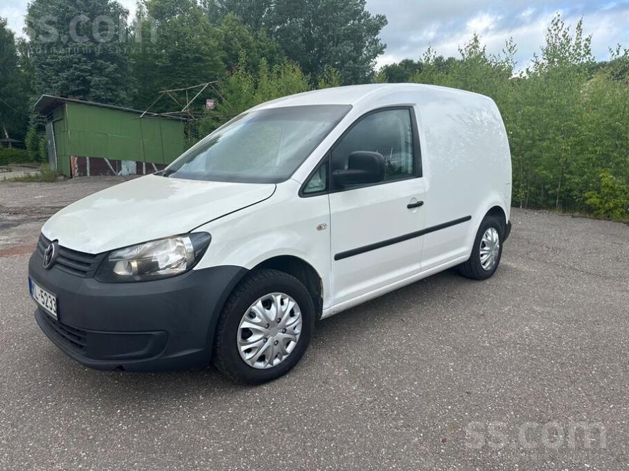 White Volkswagen Caddy 2012 in Riga, with an engine capacity of 1.60 L and mileage of 382 thousand km for 3200 €, photo 3 on AUTOMOTO.COM.LV