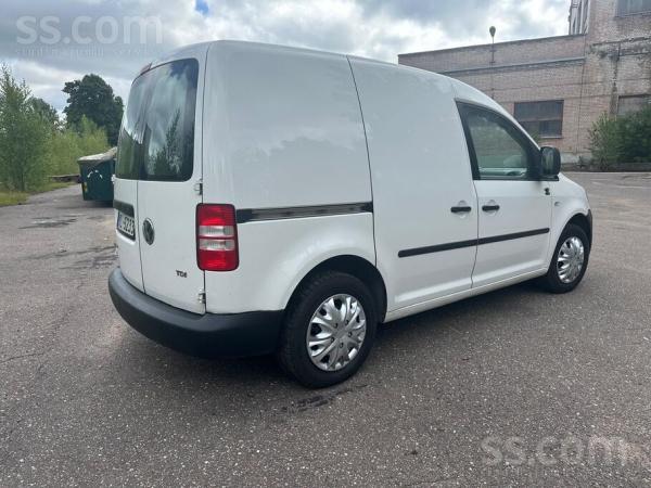 White Volkswagen Caddy 2012 in Riga, with an engine capacity of 1.60 L and mileage of 382 thousand km for 3200 €, photo 5 on AUTOMOTO.COM.LV