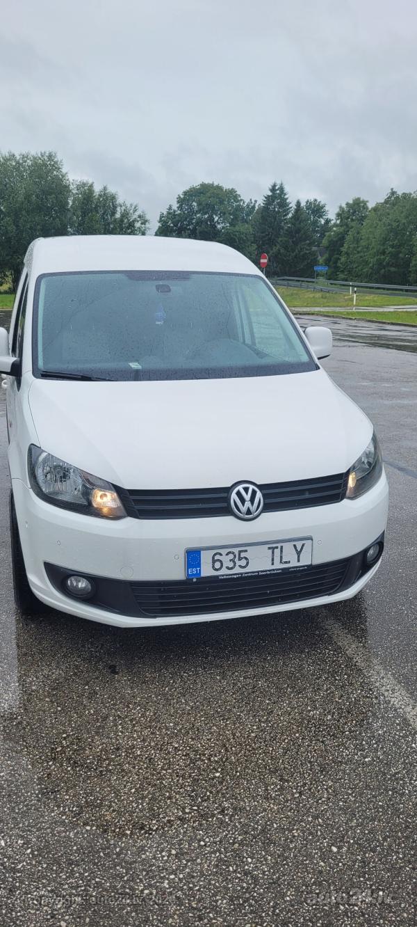 White Volkswagen Caddy 2012 in Tallinn, with an engine capacity of 1.60 L and mileage of 290 thousand km for 6000 €, photo 2 on AUTOMOTO.COM.LV