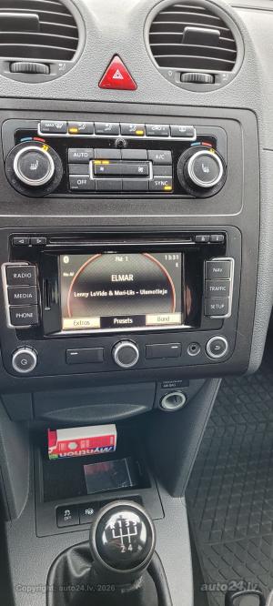 Balts Volkswagen Caddy 2012 Tallina, ar dzinēja tilpumu 1.60 L un nobraukumu 290 tūkst. km par 6000 €, foto 5 vietnē AUTOMOTO.COM.LV
