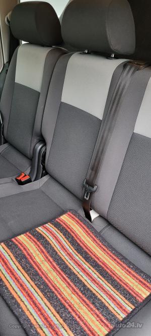 Balts Volkswagen Caddy 2012 Tallina, ar dzinēja tilpumu 1.60 L un nobraukumu 290 tūkst. km par 6000 €, foto 8 vietnē AUTOMOTO.COM.LV