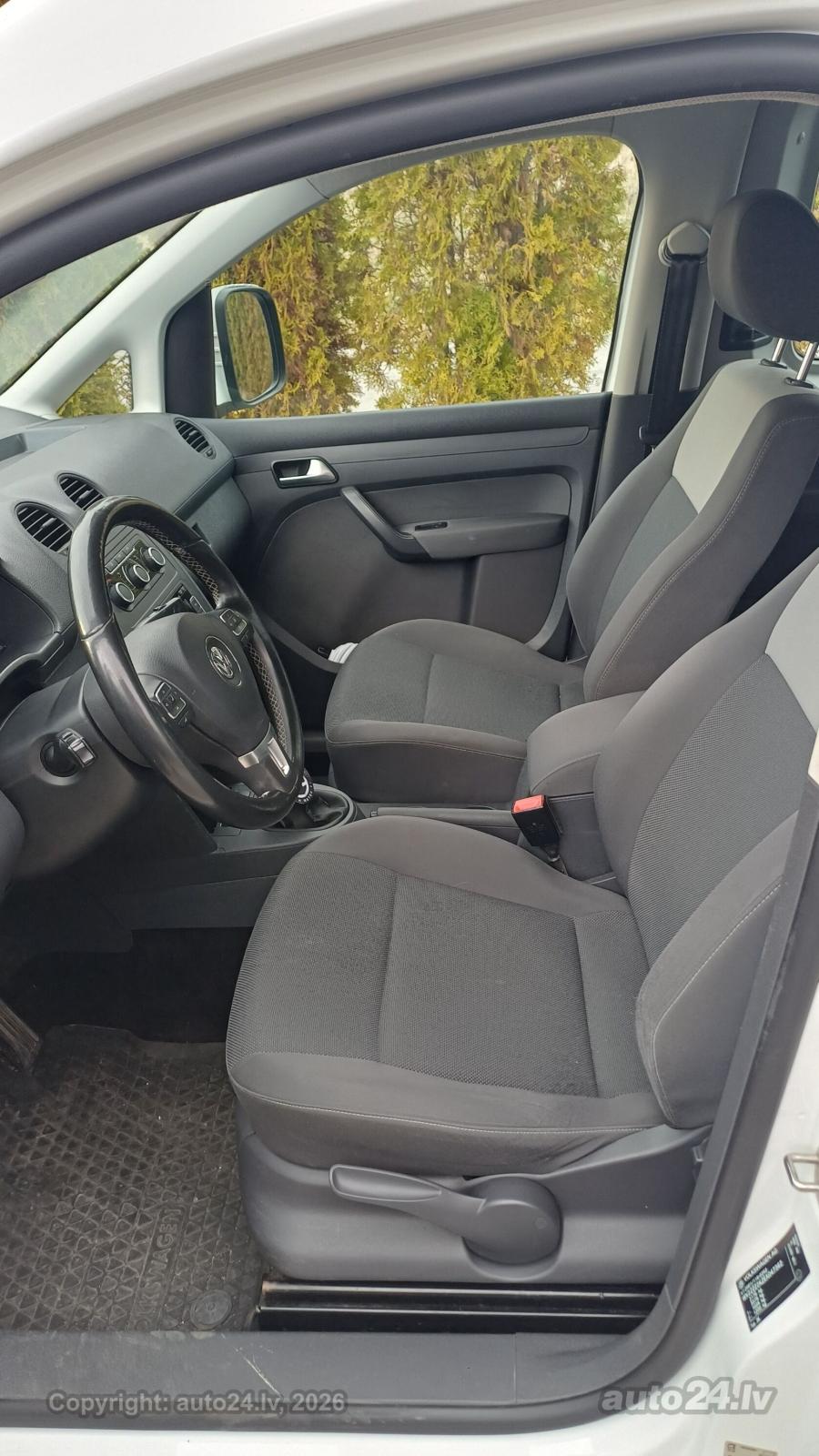 Balts Volkswagen Caddy 2013 Tartu, ar dzinēja tilpumu 2.00 L un nobraukumu 128 tūkst. km par 7600 €, foto 10 vietnē AUTOMOTO.COM.LV