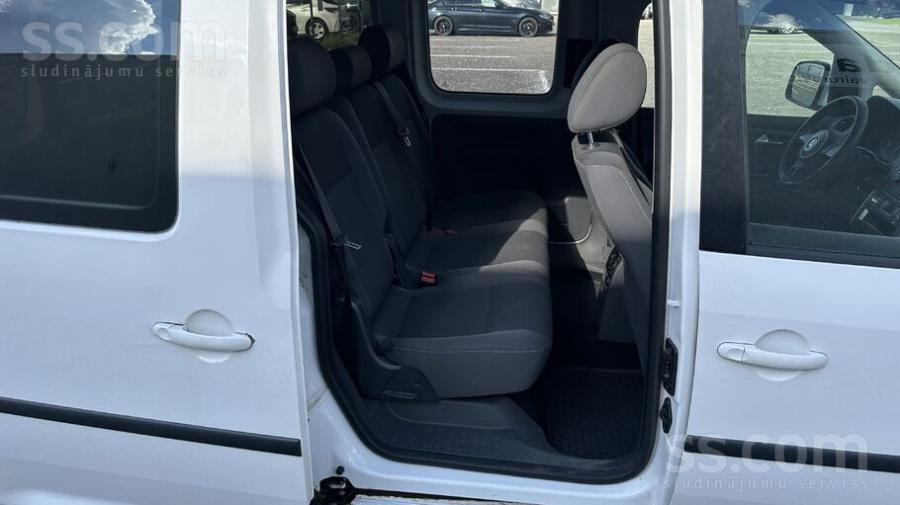 Balts Volkswagen Caddy 2014 Rīga, ar dzinēja tilpumu 1.60 L un nobraukumu 370 tūkst. km par 5850 €, foto 7 vietnē AUTOMOTO.COM.LV