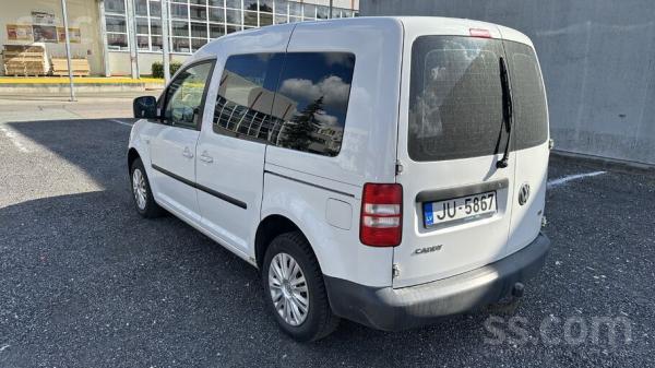 Balts Volkswagen Caddy 2014 Rīga, ar dzinēja tilpumu 1.60 L un nobraukumu 370 tūkst. km par 5850 €, foto 9 vietnē AUTOMOTO.COM.LV