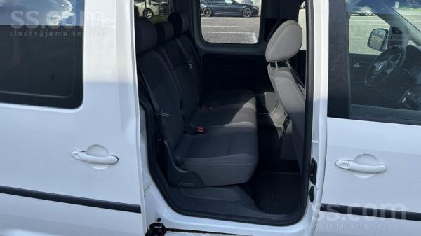 White Volkswagen Caddy 2014 in Riga, with an engine capacity of 1.60 L and mileage of 370 thousand km for 5350 €, photo 6 on AUTOMOTO.COM.LV