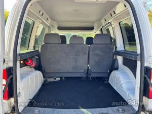 White Volkswagen Caddy 2014 in Tallinn, with an engine capacity of 1.60 L and mileage of 318 thousand km for 4250 €, photo 10 on AUTOMOTO.COM.LV