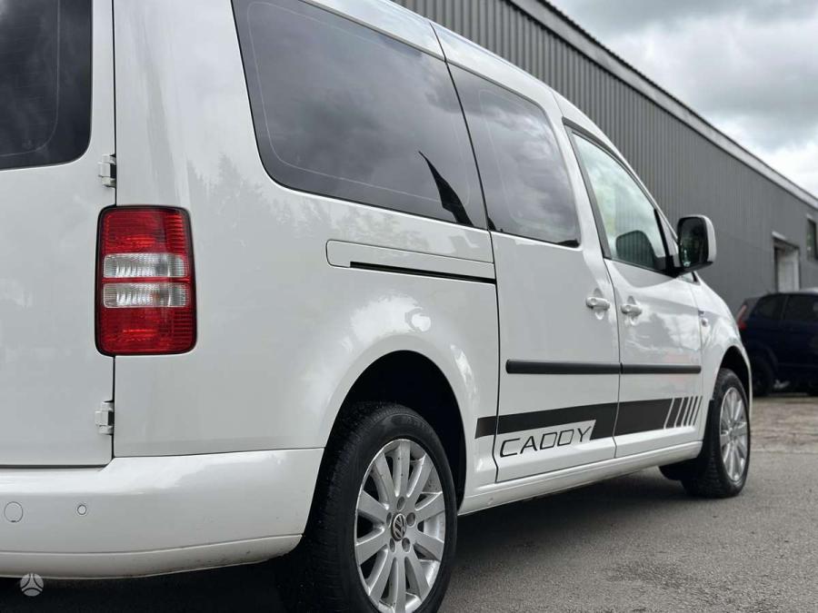 Balts Volkswagen Caddy 2015 Šauļi, ar dzinēja tilpumu 1.60 L un nobraukumu 299 tūkst. km par 8250 €, foto 15 vietnē AUTOMOTO.COM.LV