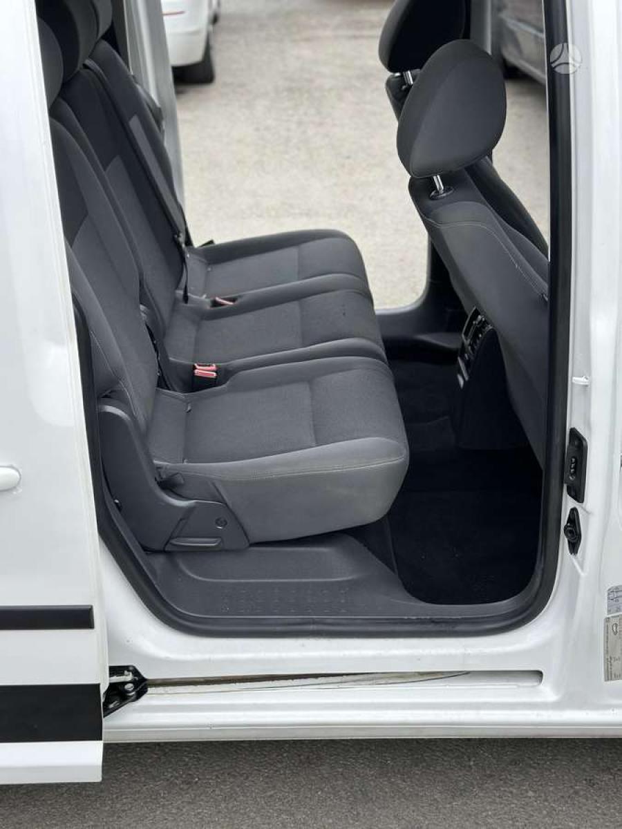 Balts Volkswagen Caddy 2015 Šauļi, ar dzinēja tilpumu 1.60 L un nobraukumu 299 tūkst. km par 8250 €, foto 29 vietnē AUTOMOTO.COM.LV