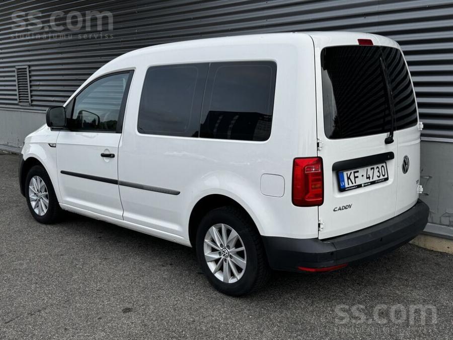 White Volkswagen Caddy 2015 in Riga, with an engine capacity of 1.60 L and mileage of 184 thousand km for 6900 €, photo 4 on AUTOMOTO.COM.LV
