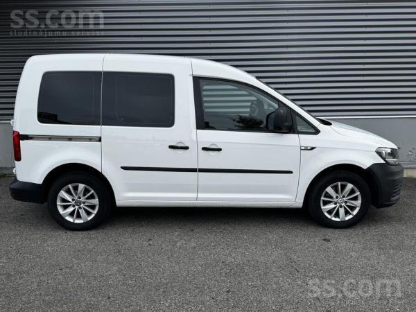 Volkswagen Caddy 2015 Rīga vietnē Balts Volkswagen Caddy 2015 Rīga, ar dzinēja tilpumu 1.60 L un nobraukumu 184 tūkst. km par 6900 €, foto 7 vietnē AUTOMOTO.COM.LV