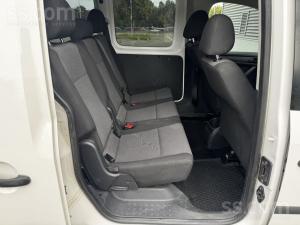 White Volkswagen Caddy 2015 in Riga, with an engine capacity of 1.60 L and mileage of 184 thousand km for 6900 €, photo 11 on AUTOMOTO.COM.LV