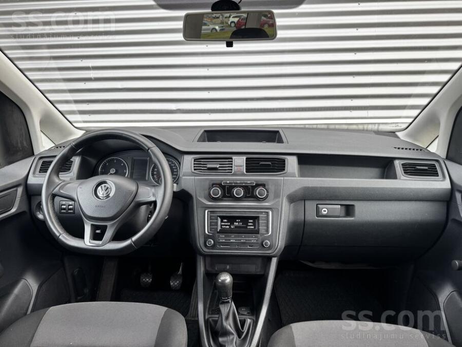White Volkswagen Caddy 2015 in Riga, with an engine capacity of 1.60 L and mileage of 184 thousand km for 6900 €, photo 13 on AUTOMOTO.COM.LV