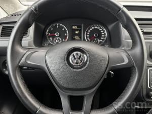 White Volkswagen Caddy 2015 in Riga, with an engine capacity of 1.60 L and mileage of 184 thousand km for 6900 €, photo 14 on AUTOMOTO.COM.LV