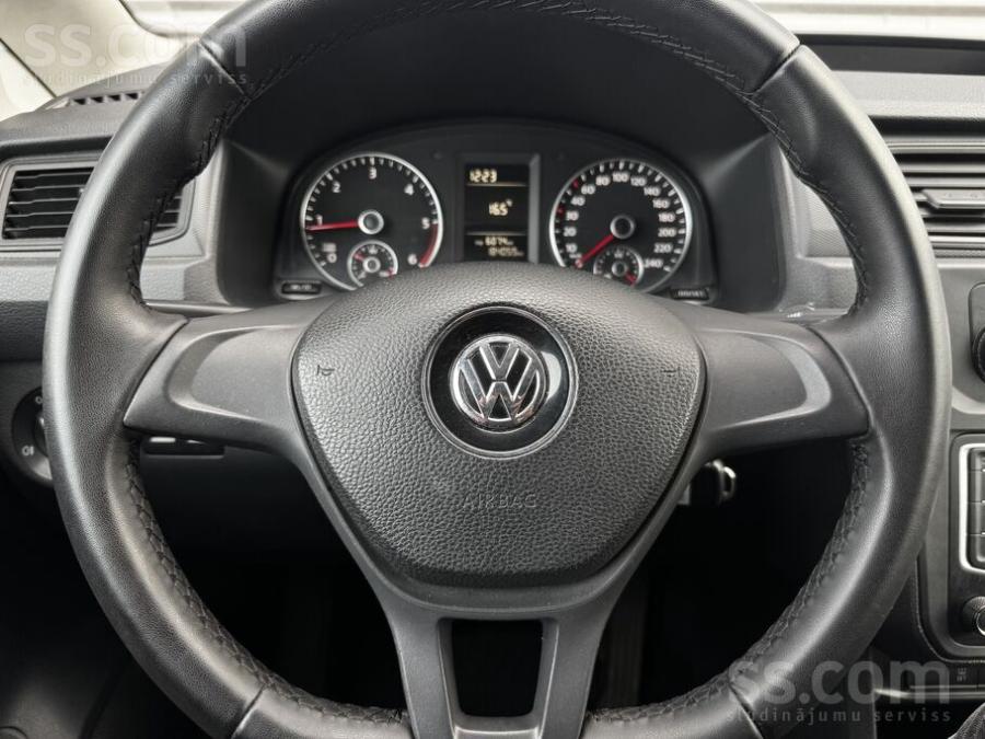 White Volkswagen Caddy 2015 in Riga, with an engine capacity of 1.60 L and mileage of 184 thousand km for 6900 €, photo 14 on AUTOMOTO.COM.LV
