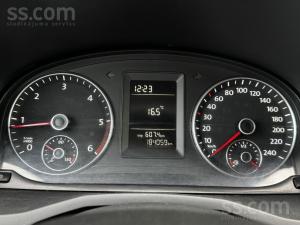 White Volkswagen Caddy 2015 in Riga, with an engine capacity of 1.60 L and mileage of 184 thousand km for 6900 €, photo 15 on AUTOMOTO.COM.LV