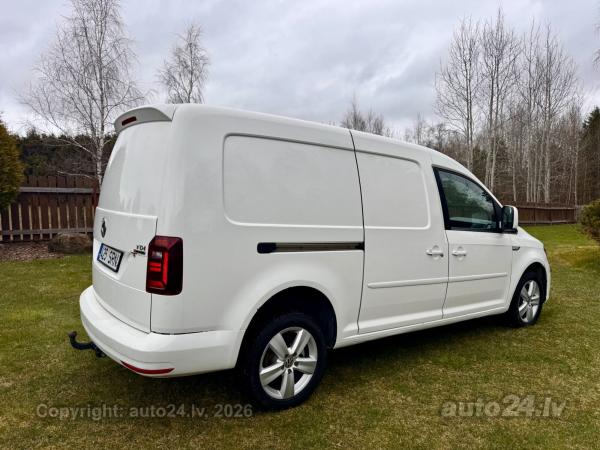 Balts Volkswagen Caddy 2016 Tallina, ar dzinēja tilpumu 2.00 L un nobraukumu 250 tūkst. km par 10500 €, foto 5 vietnē AUTOMOTO.COM.LV