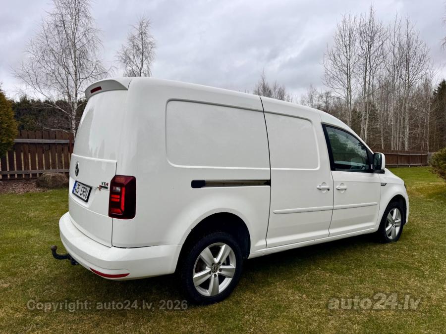 Balts Volkswagen Caddy 2016 Tallina, ar dzinēja tilpumu 2.00 L un nobraukumu 250 tūkst. km par 10500 €, foto 6 vietnē AUTOMOTO.COM.LV