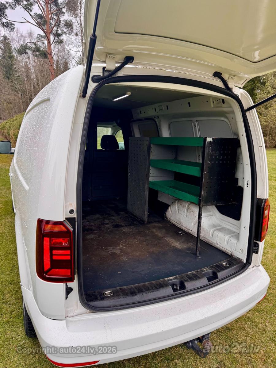 Balts Volkswagen Caddy 2016 Tallina, ar dzinēja tilpumu 2.00 L un nobraukumu 250 tūkst. km par 10500 €, foto 9 vietnē AUTOMOTO.COM.LV
