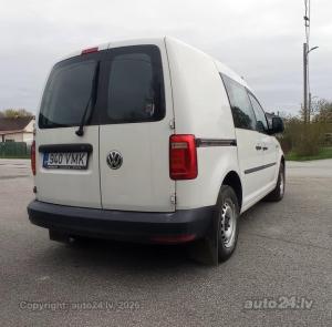Balts Volkswagen Caddy 2016 Tallina, ar dzinēja tilpumu 2.00 L un nobraukumu 351 tūkst. km par 6200 €, foto 4 vietnē AUTOMOTO.COM.LV