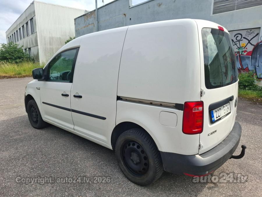 White Volkswagen Caddy 2016 in Tallinn, with an engine capacity of 1.40 L and mileage of 349 thousand km for 2700 €, photo 5 on AUTOMOTO.COM.LV