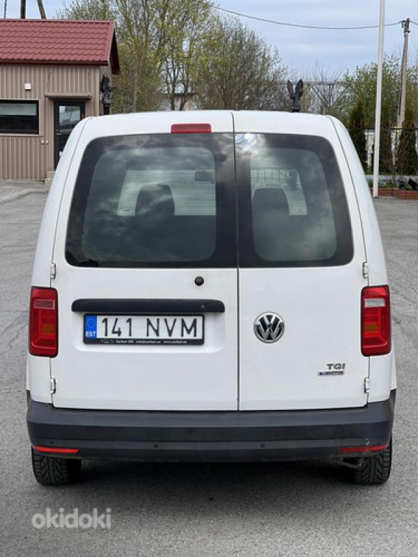 White Volkswagen Caddy 2017 in Narva, with an engine capacity of 1.40 L and mileage of 413 thousand km for 3999 €, photo 8 on AUTOMOTO.COM.LV