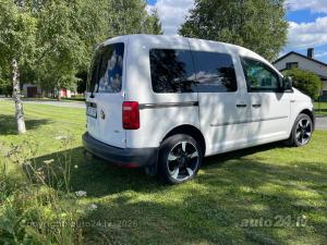White Volkswagen Caddy 2017 in Tallinn, with an engine capacity of 2.00 L and mileage of 315 thousand km for 11600 €, photo 7 on AUTOMOTO.COM.LV