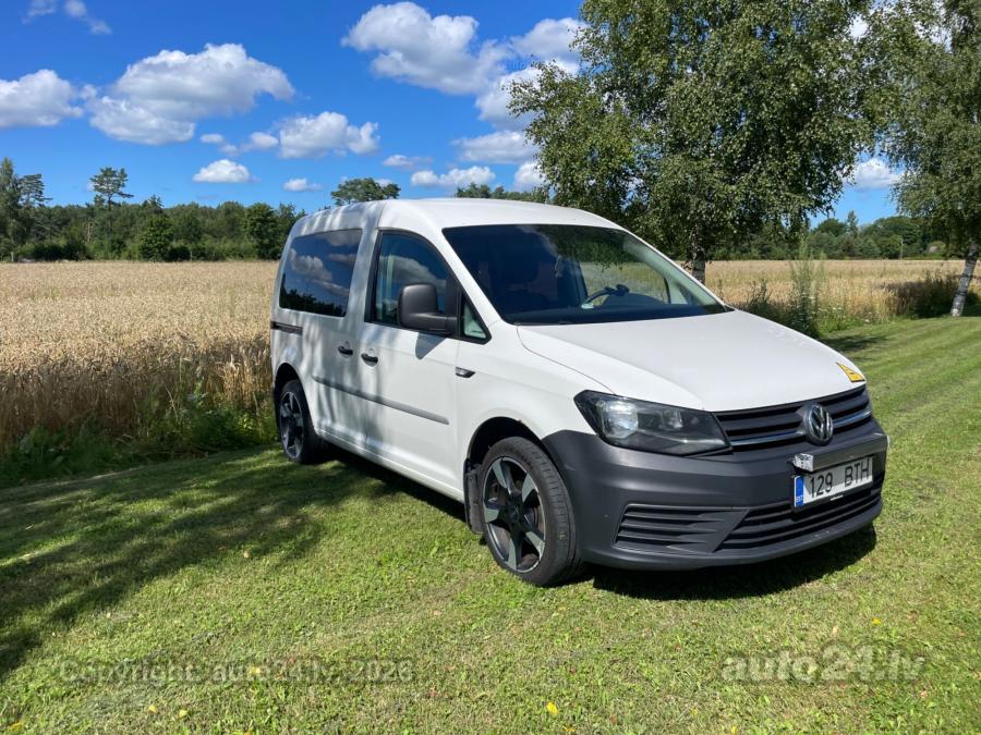 White Volkswagen Caddy 2017 in Tallinn, with an engine capacity of 2.00 L and mileage of 315 thousand km for 11600 €, photo 8 on AUTOMOTO.COM.LV