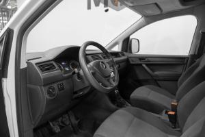 White Volkswagen Caddy 2018 in Vilnius, with an engine capacity of 2.00 L and mileage of 116 thousand km for 9500 €, photo 6 on AUTOMOTO.COM.LV
