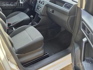 White Volkswagen Caddy 2020 in Riga, with an engine capacity of 2.00 L and mileage of 84 thousand km for 11495 €, photo 15 on AUTOMOTO.COM.LV