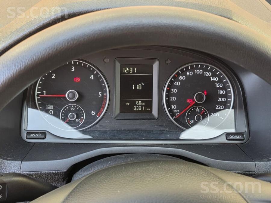 White Volkswagen Caddy 2020 in Riga, with an engine capacity of 2.00 L and mileage of 84 thousand km for 11495 €, photo 23 on AUTOMOTO.COM.LV